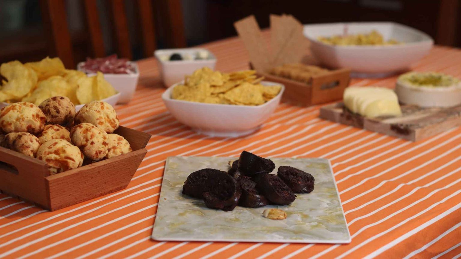 9 Entradas Simples para Jantar de Amigos - Amoras & Mirtilos