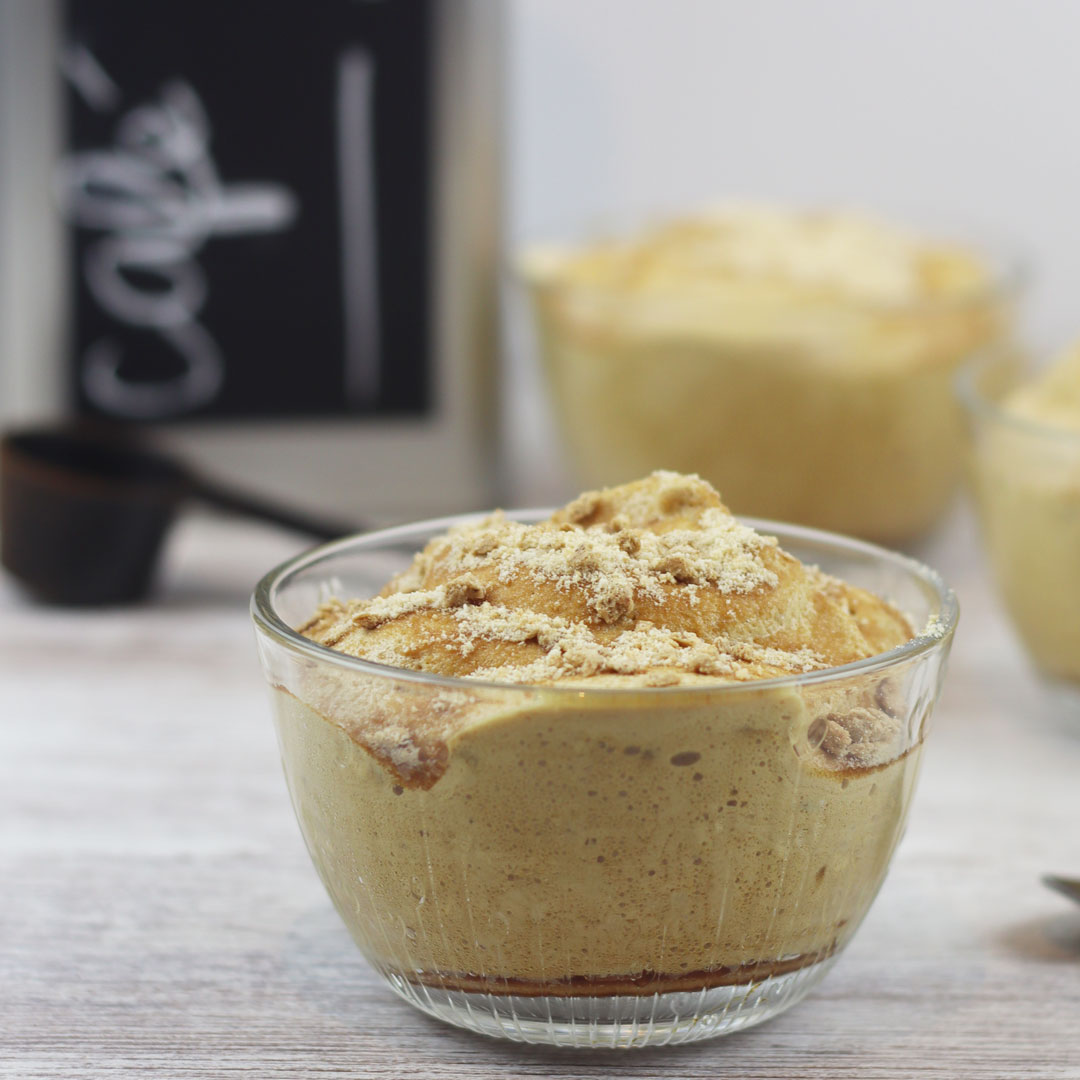 Mousse Mágica de Café - Amoras & Mirtilos